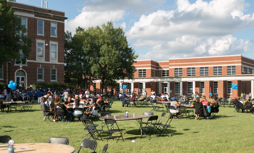 TSU welcomes new Tigers to the Big Blue family on freshman Move-In Day ...